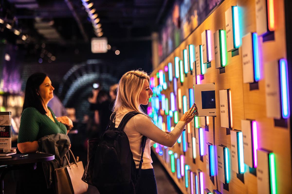 Jonah Berger’s “Contagious” Catches on at Just a Book | Walker Sands